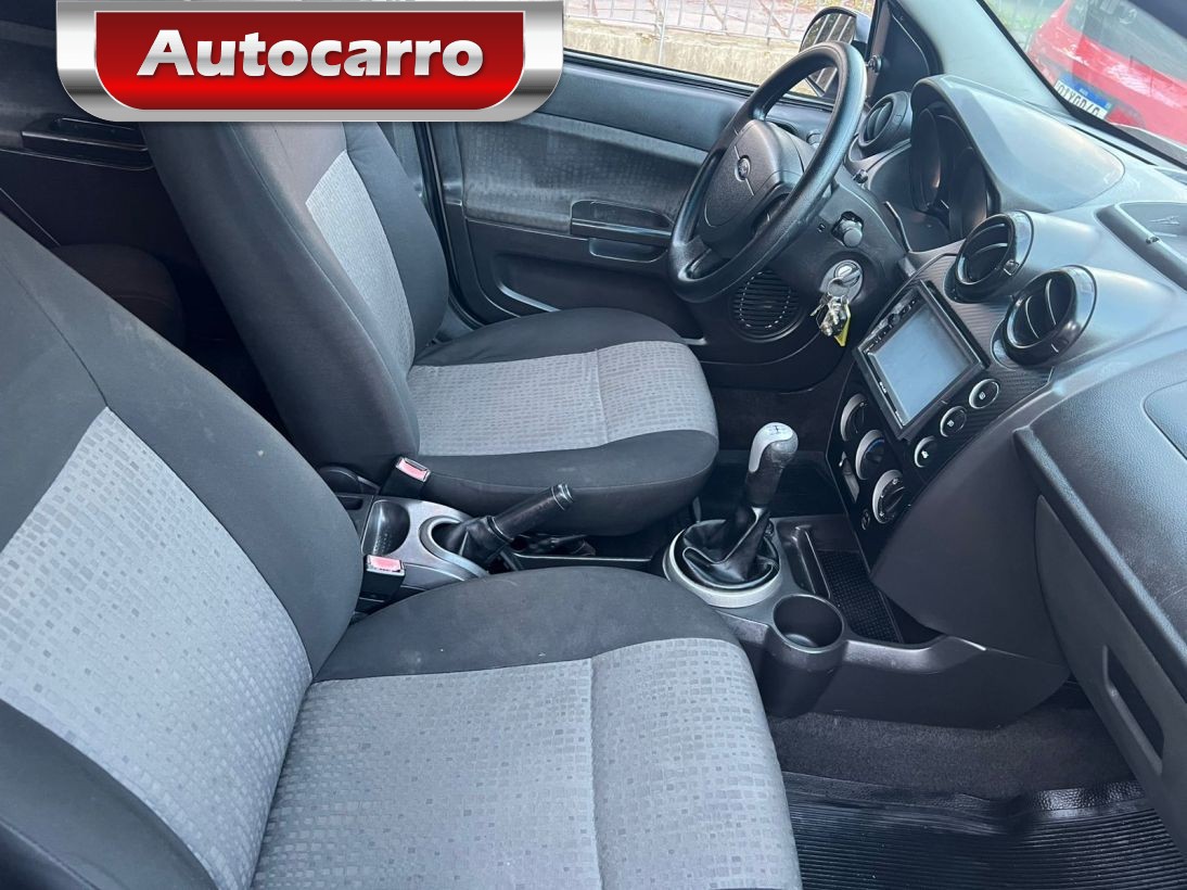 FORD FIESTA 1.6 MPI SEDAN 8V 2013, PLATINUM MULTIMARCAS / Autocarro ...