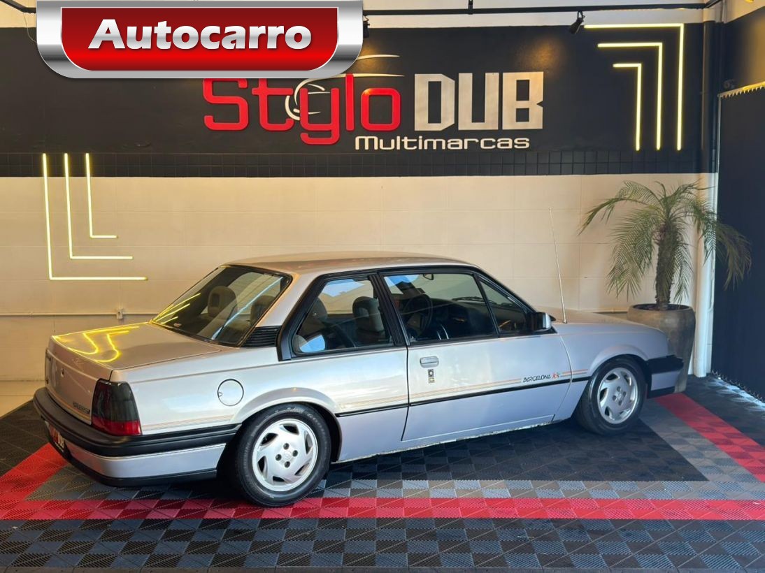 CHEVROLET MONZA 2.0 EFI BARCELONA 8V 1992, STYLO DUB MULTIMARCAS ...
